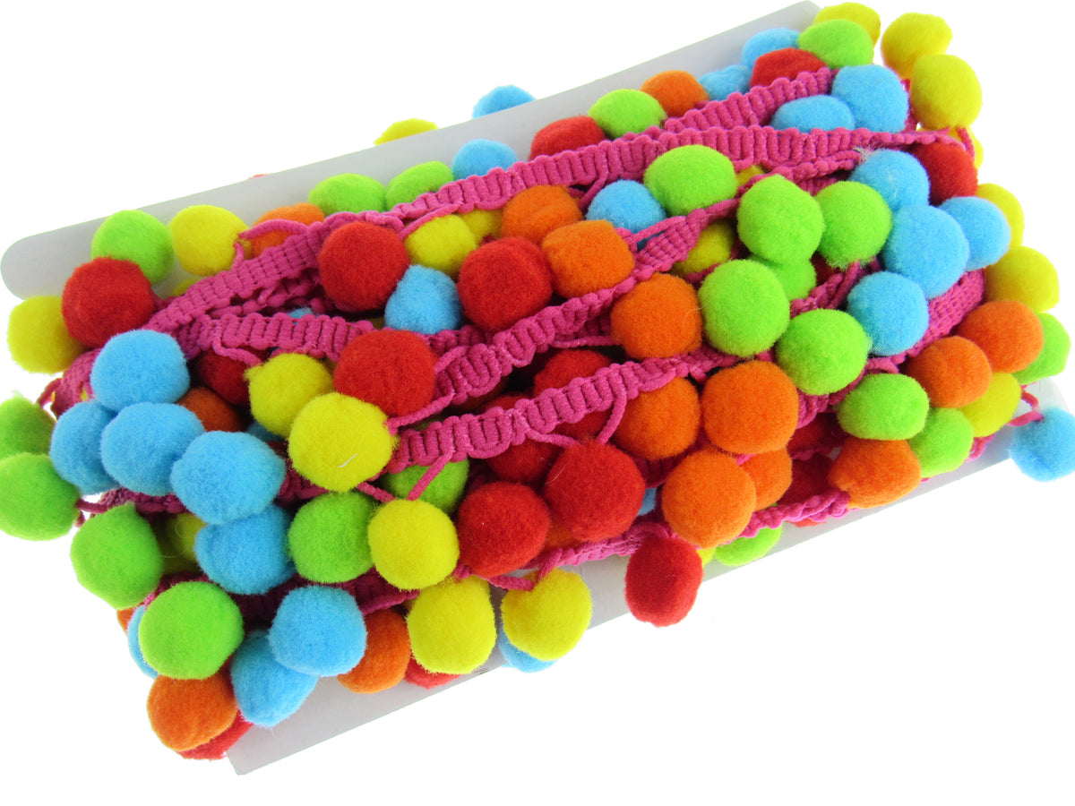 Pom Pom Trim – ThreadandTrimmings